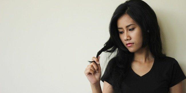 Rambut Beruban di Usia 20an? Yuk Kenali Penyebabnya! riauone.com ... Rambut Beruban di Usia 20an? Yuk Kenali Penyebabnya! riauone.com ...