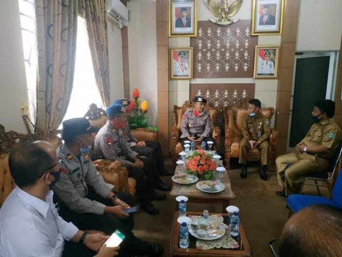 Wadansat Brimob Polda Jambi Berkunjung ke Kantor Walikota Sungai Penuh ... Wadansat Brimob Polda Jambi Berkunjung ke Kantor Walikota Sungai Penuh ...
